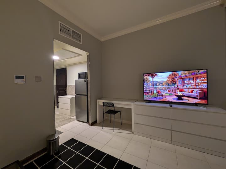 Elegant Economy Studio On Corniche (Without View) - Ajman