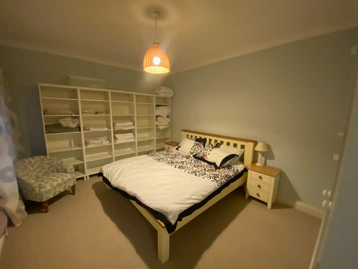 1st Floor Apartment - Cheltenham