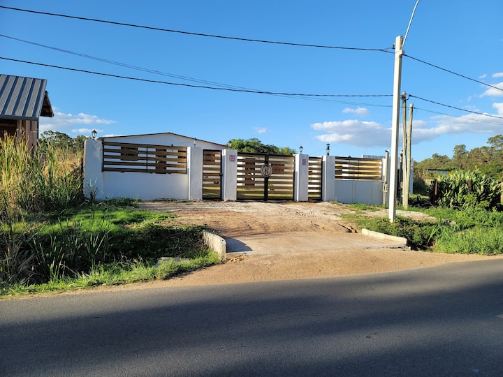 Casa Cerca De La Playa Sin Piscina - Cuchilla Alta