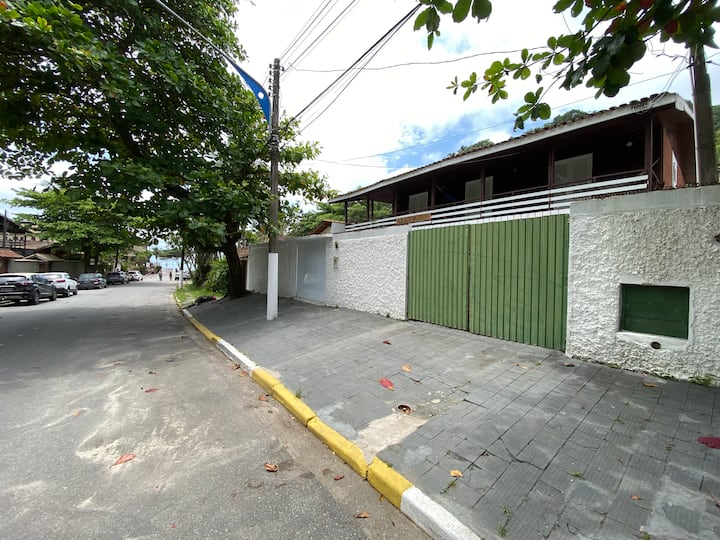 Aloha Guest House - 5 Dorm Praia Do Tombo - Santos