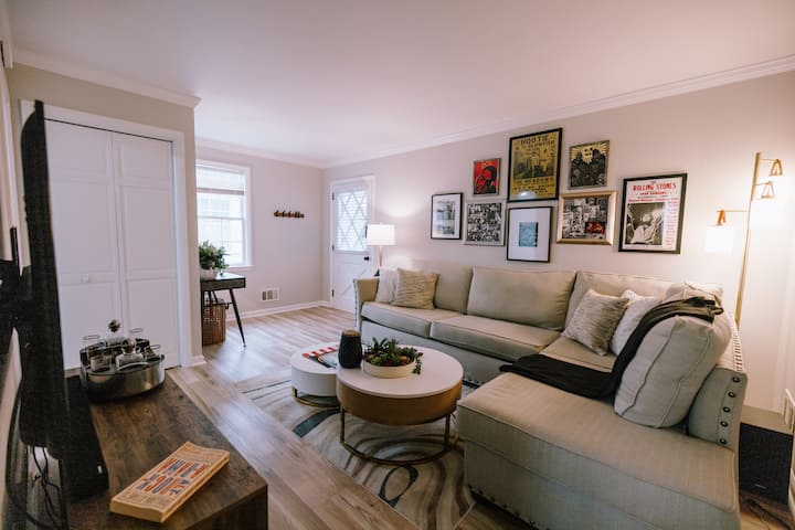 The Sugar Baby (No Cleaning Fee) - 컬럼비아