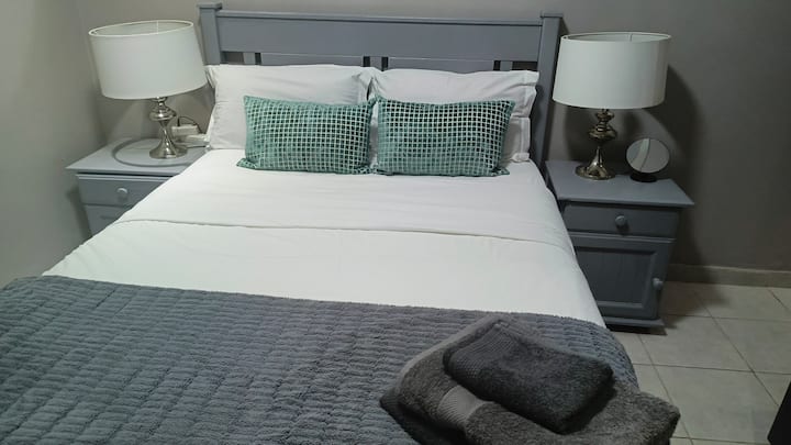 Veelux Suite | Fast Wi-fi•netflix•private Stay - Randburg