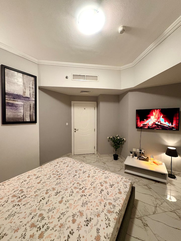 Cozy Private Room In 2bhk Apartment - Sharjah
