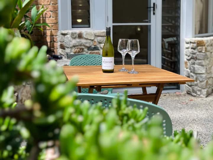 Diggers Garden Studio - Coffs Harbour