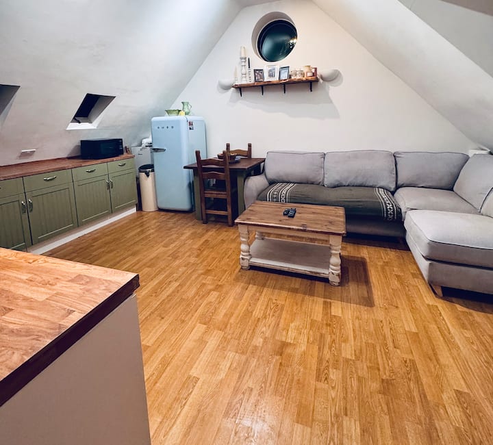 Private Apartment 5 Minutes From The High Street - Royal Tunbridge Wells