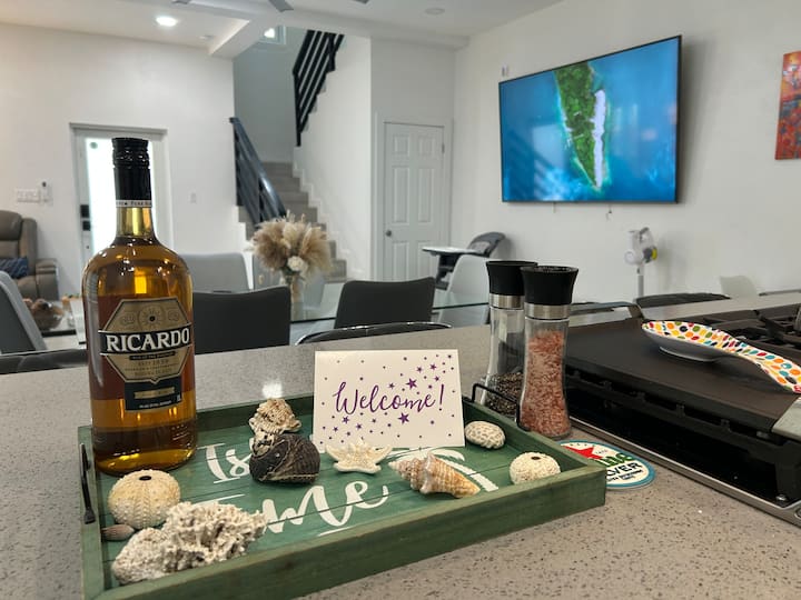 Private Pool 3 Beds/3 Baths, New Construction 2025 - Nassau