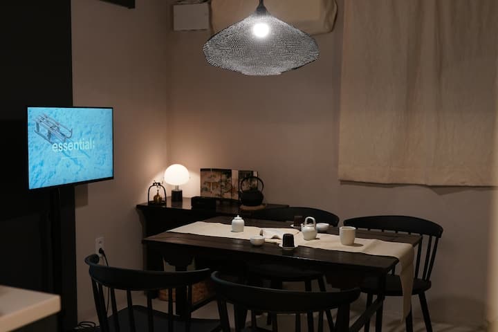 [서울 도시 블랙한옥] [서울역 12번출구 도보3분][남산타워,명동,남대문] [짐보관무료] - Myeong-dong