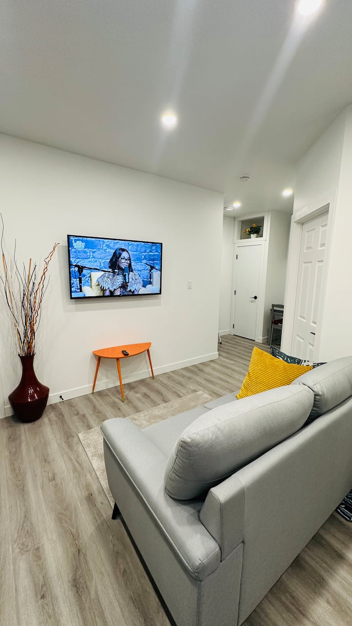 Apartment In Edmonton - Saint Albert
