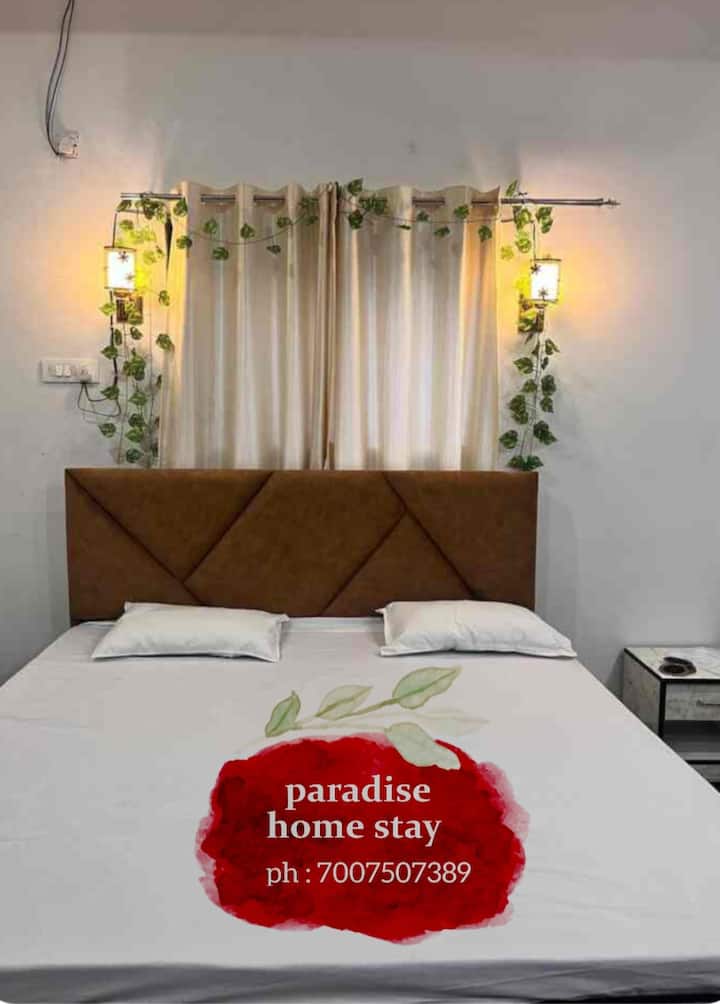 50% Discount  3 Km From Kashi Vishwanath Temple - Varanasi