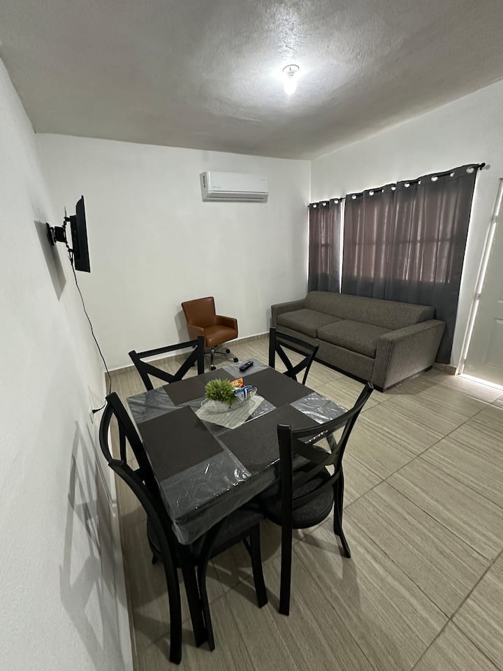 Depto. 1 Recámaras Centro Nld Cerca Del Consulado - Nuevo Laredo