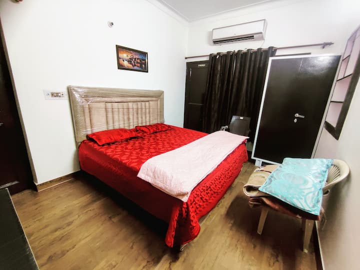 Cozy Homes 1st Floor 60 Dwarka New Delhi - New Delhi Indira Gandhi Airport (DEL)