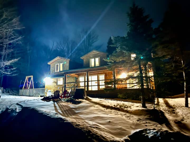 Mtn Cabin Hot-tub, 2 Living Rooms, 3 Min To Lifts - Hunter Mountain, NY