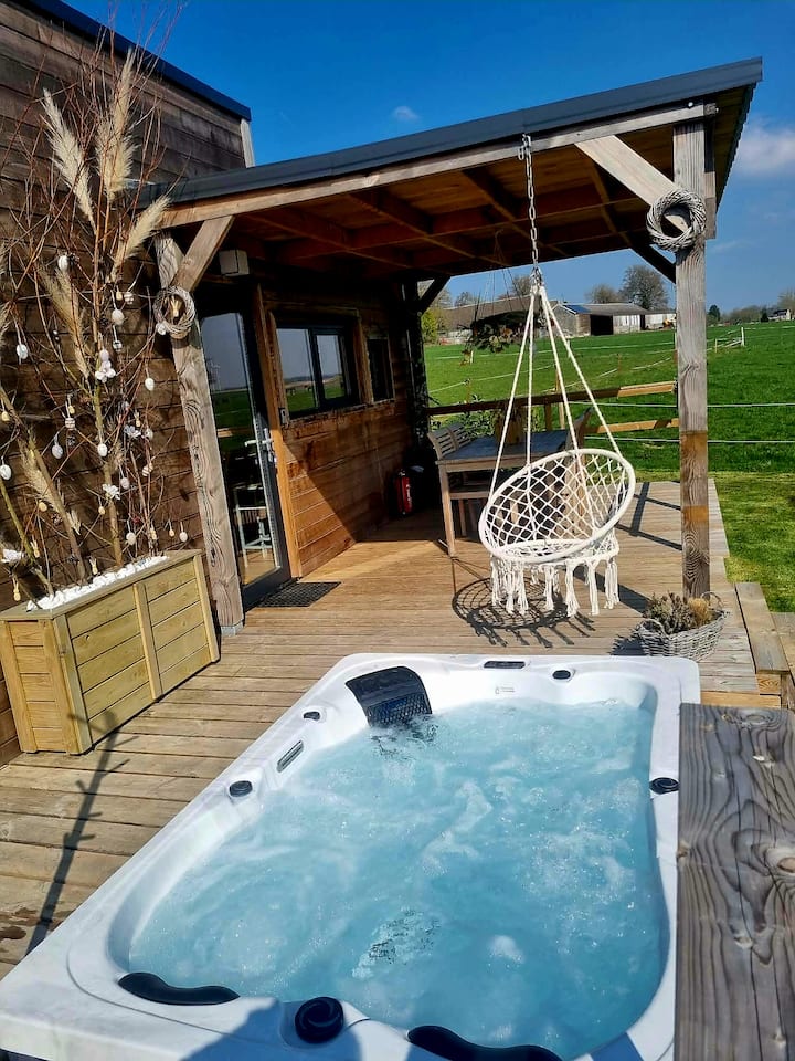 Tiny Serenity Avec Jacuzzi Et Piscine - Huy