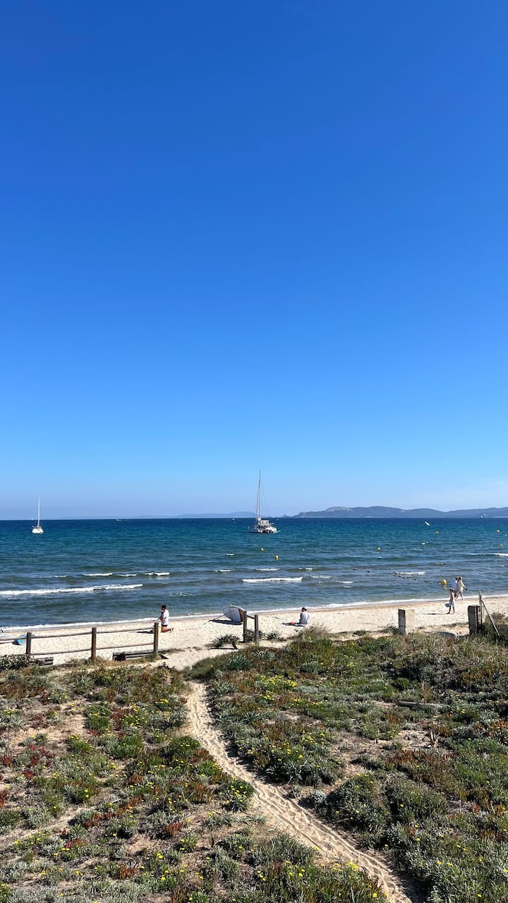 Magnifique Studio Sur La Plage Avec Parking ! - Porquerolles