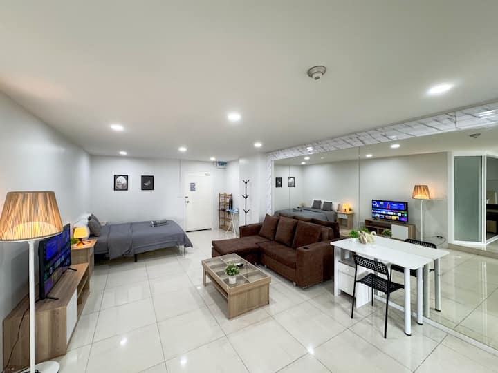 Great Value 2br |6 Guests |Near Bts & Night Market - Bangkok
