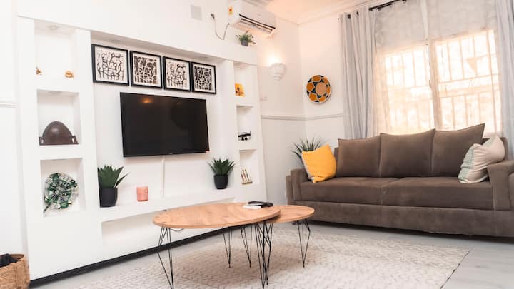 Modern 1 Bedroom With Pool & Workspace – Mayinga - Pointe-Noire