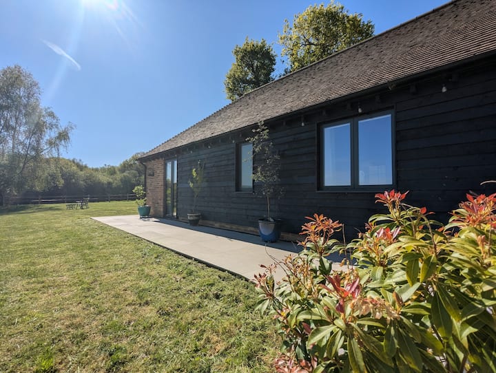 Luxury Newly Built Eco-barn. - Uckfield