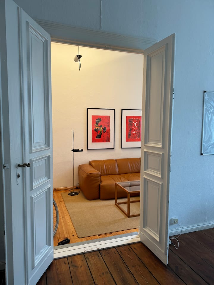 Spacious Apartment In Kreuzberg - Berlin