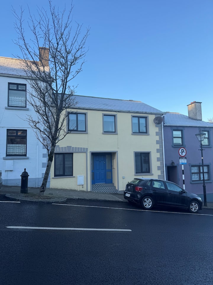 Top Of The Town Westport. - Westport