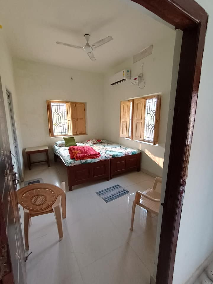 Two Bed With Attached Bathroom - 부다가야