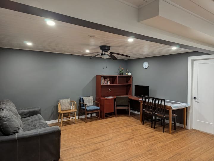 Cozy Basement Unit -Fredericton - Fredericton