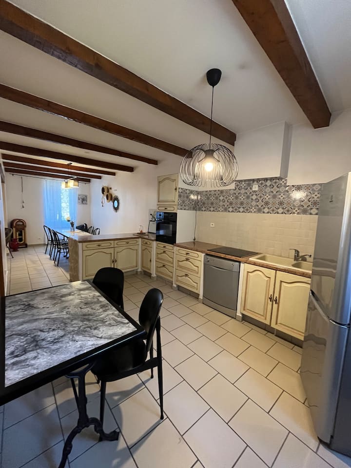 Maison De Ville*centrale*3 Chambres*2 Sdb - Viviers