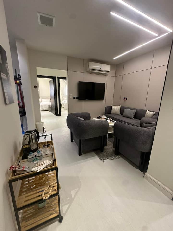 شقة فخمة غرفتين نوم ودخول ذكي - Riyadh