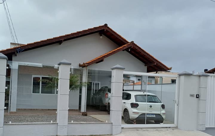 Casa Confortável Em Perequê - Pôrto Belo