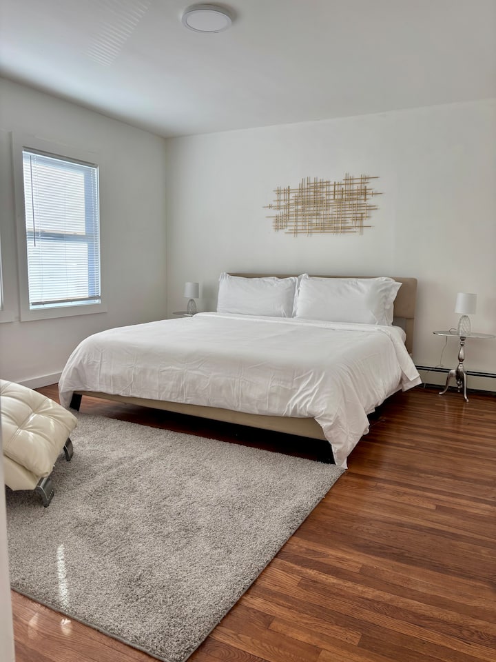 Cozy Near Boston W/outdoor Space - Cambridge, MA