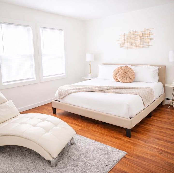 City Views With Private Outdoor Space - Everett, MA