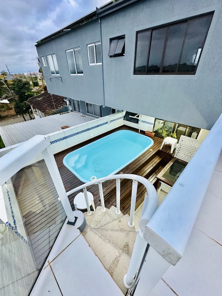 Apto Com Ar-cond Piscina Garagem Próximo A Praia - Matinhos