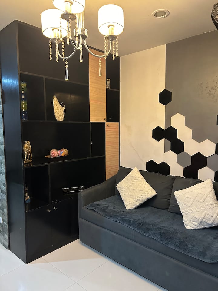 R And Rmi Condotel(@megatower 1)near Sm,session - バギオ