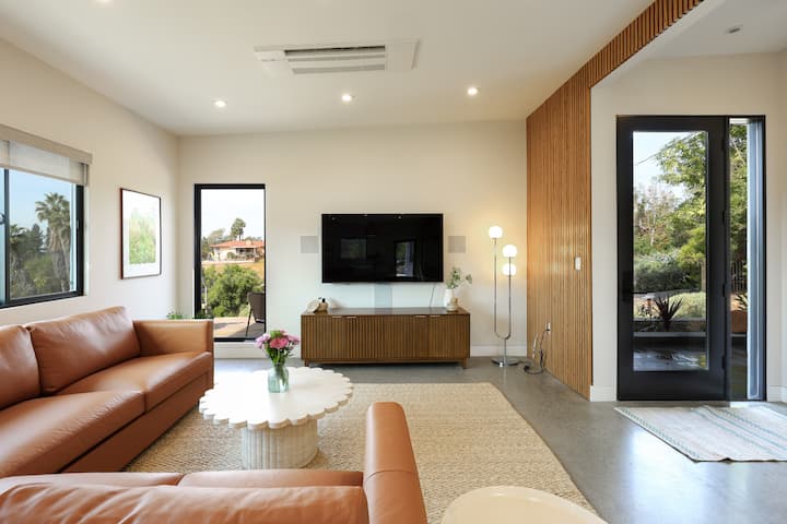 Helix Hills Retreat – Spacious 2br Hillside Home - San Carlos - San Diego
