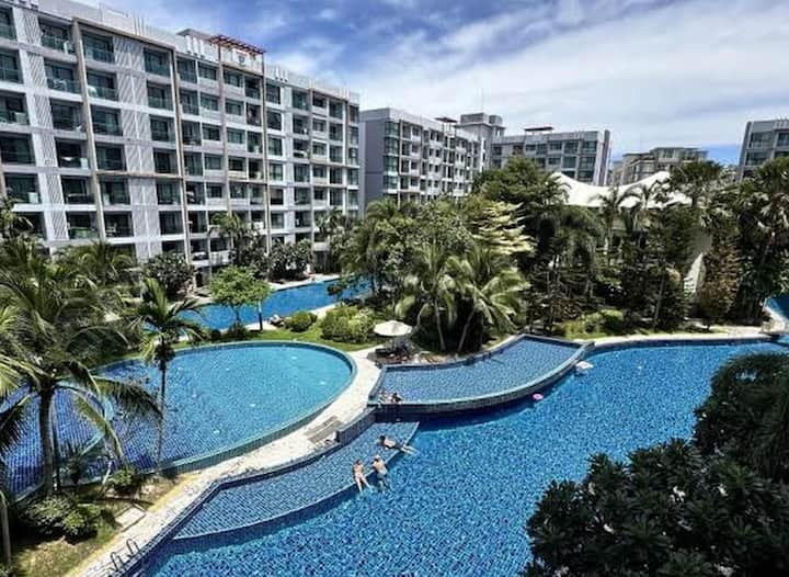 711芭提雅中天海滩豪华小区两室两卫超大泳池/海滩/免费健身房桑拿 - Pattaya City