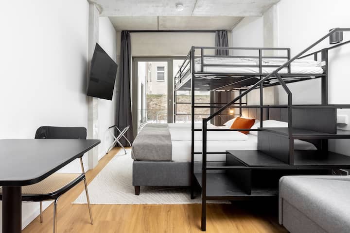 Global Living | The Graf Studio - Berlin