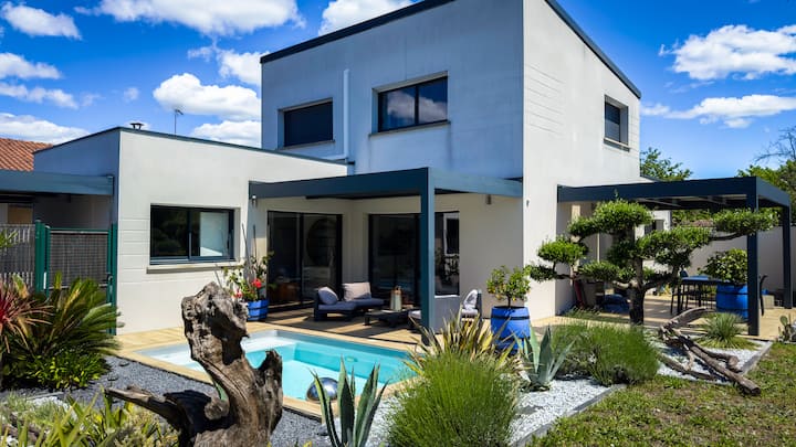 Villa Signature Au Grand Calme Avec Piscine 4 Pers - Place Paul Doumer