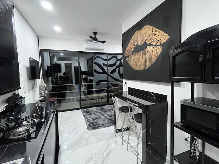 Unique King Apt + Steps To Beach + Balcony+terrace - Puerto Vallarta