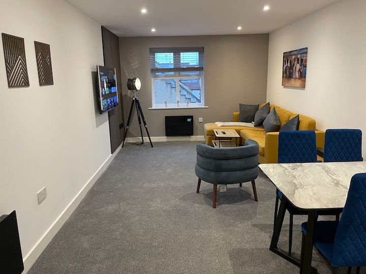 Newly Refurbished Trendy Bs3 - Bristol