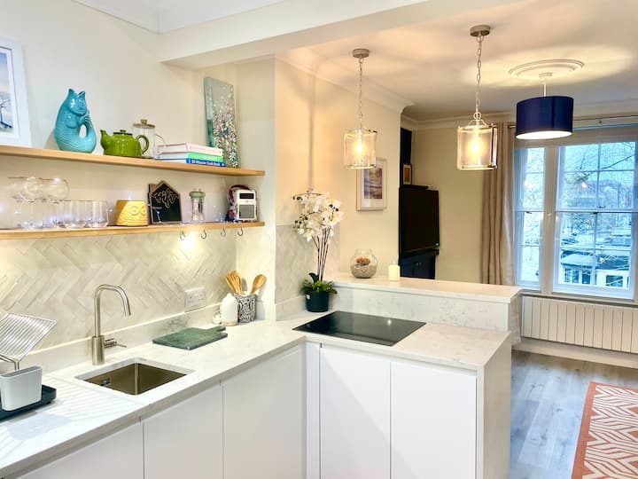 Stylish Flat In Amazing Clifton With Parking - Bristol