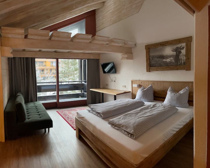 Newly Renovated Room - Scharnitz
