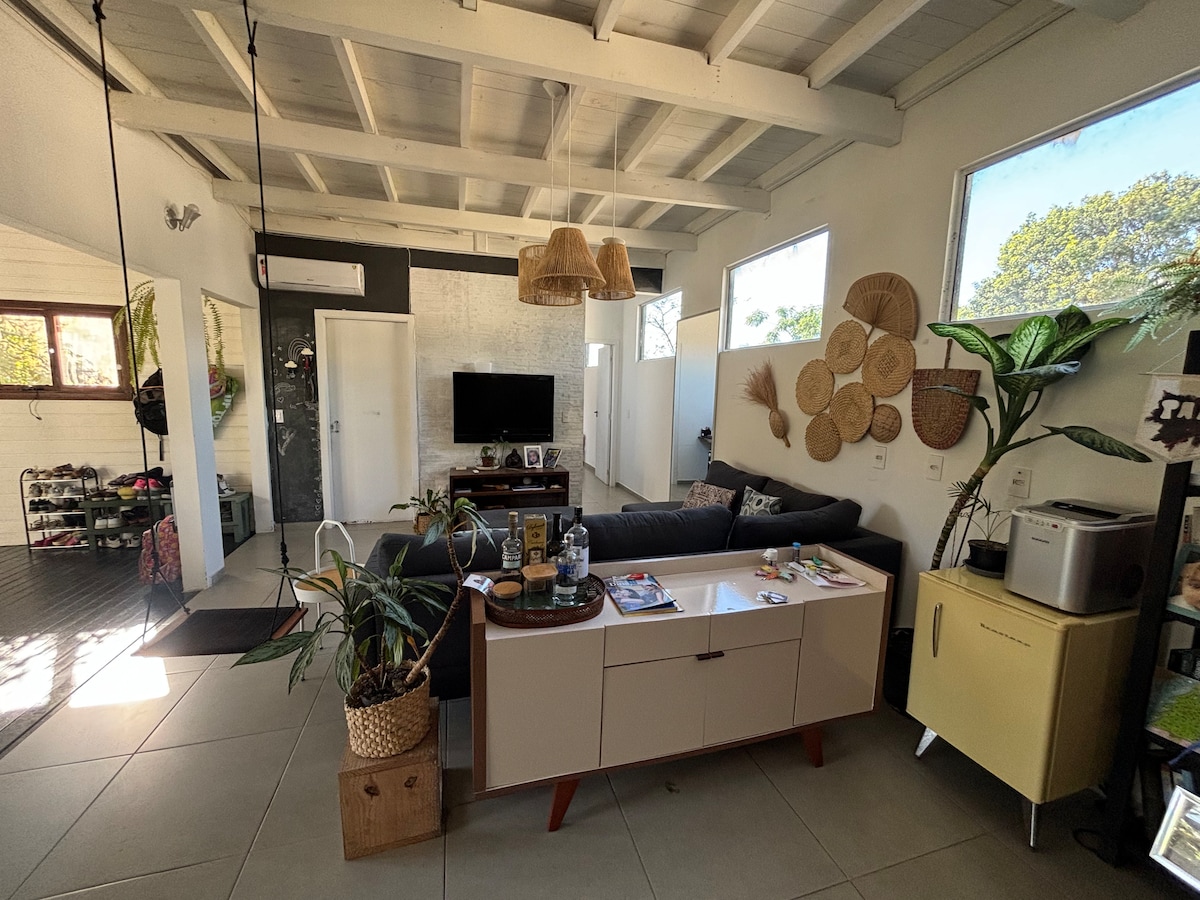 House with sea view and amazing backyard - Houses for Rent in ...