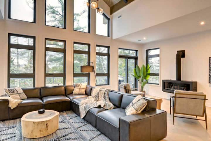The Manitonga Penthouse: Hot Tub, Sauna, Gym! - Mont-Tremblant