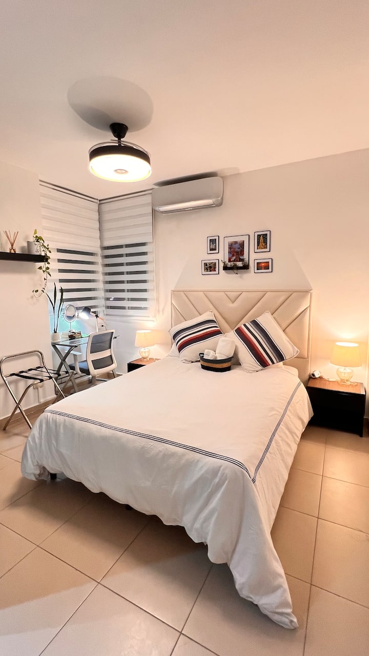 Luxe Avec Salle De Bain Privée Et Petit-déjeuner I - Panama City