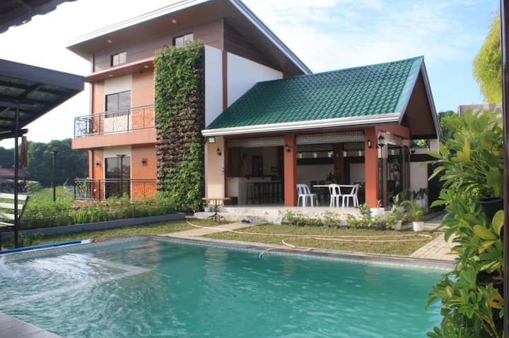 Balay De Jesus: Lakeview Escape - Malabon