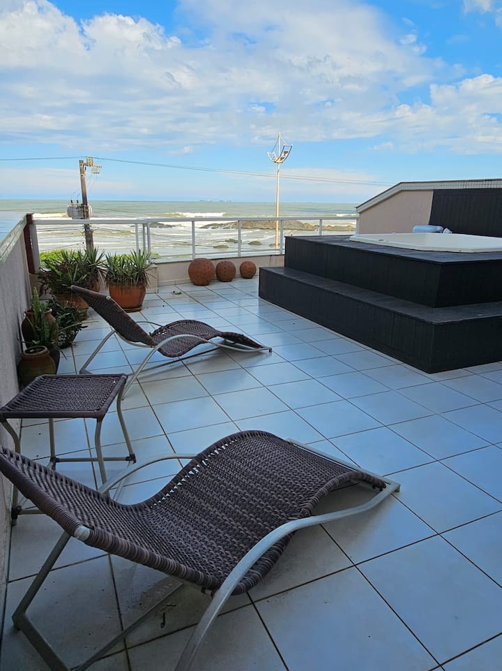 Ap Frente Mar Com Gardem - Navegantes