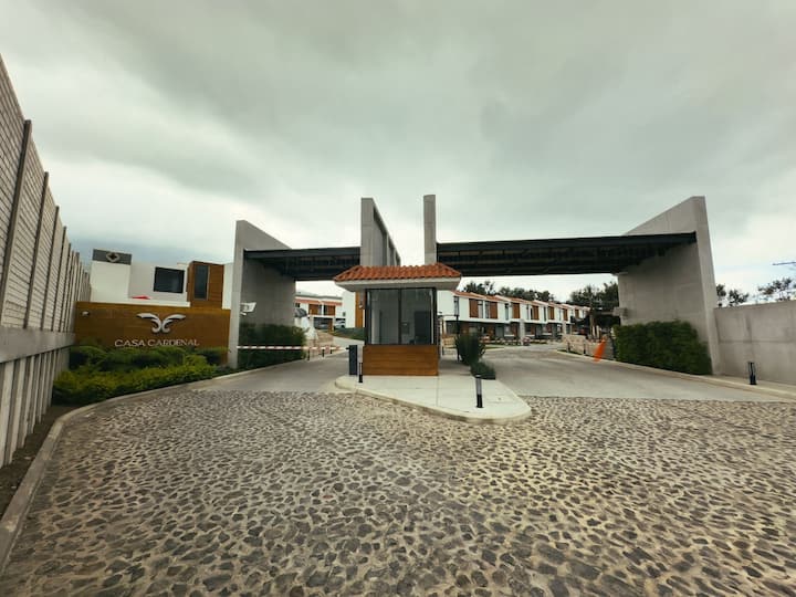 Casa Cardenal - Sacatepéquez
