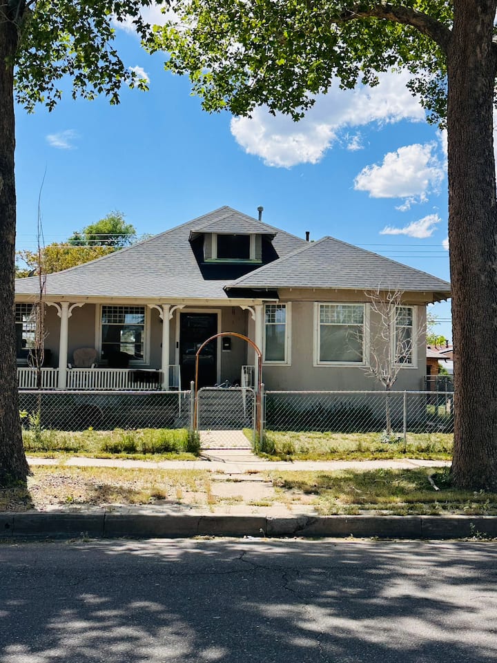 Charming ‘Home Away From Home’/ Close 2 Local Gems - Pueblo, CO