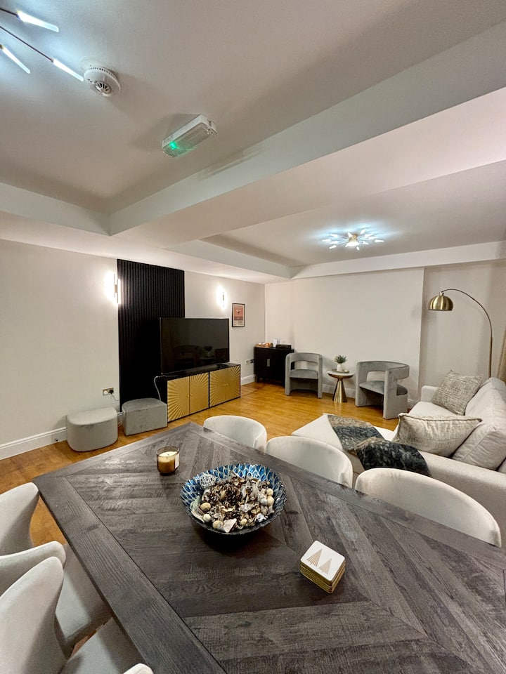 Central London 2bed 2bath Near Station&restaurants - Londra