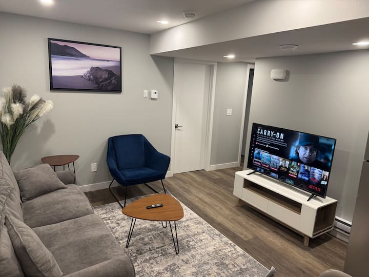 2-bedrooms | On Site Parking | Near Yqr Airport - Regina