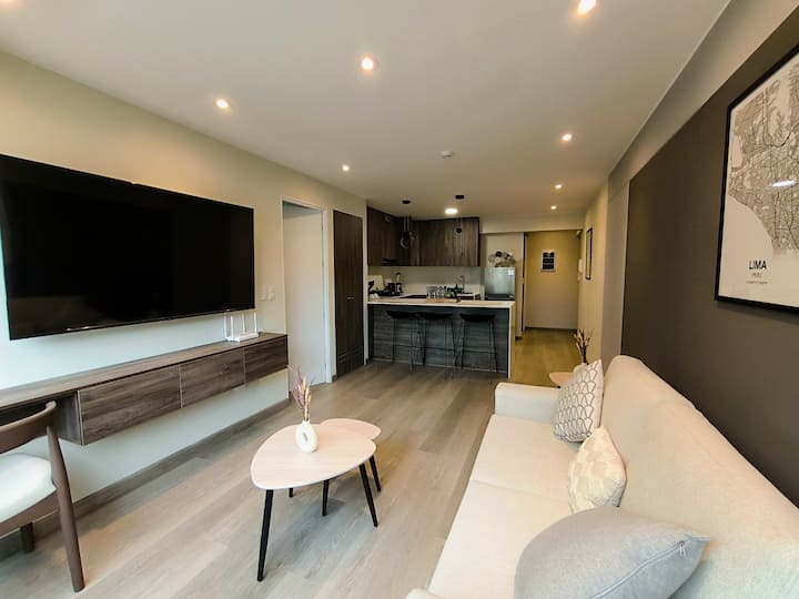 -*San Isidro.
[Departamento De Lujo] - Lima